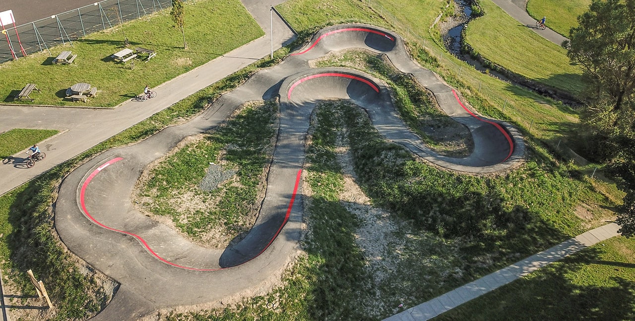 Girvan Academy Pump track :: – Scottish Skatepark Directory
